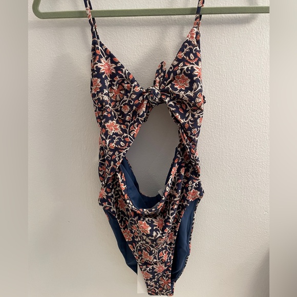 Veronica Beard | Swim | Nwt Veronica Beard Aniston One Piece Swimsuit ...